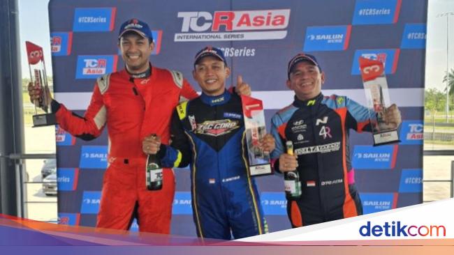 Akhir Pekan Sempurna Dypo Fitra di Sepang: Podium Lagi