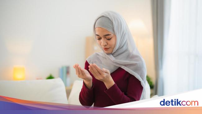 Doa 10 Hari Kedua Bulan Ramadhan, Ini Bacaan Arab, Latin, dan Artinya Doa 10 Hari Kedua Bulan Ramadhan, Ini Bacaan Arab, Latin, dan Artinya