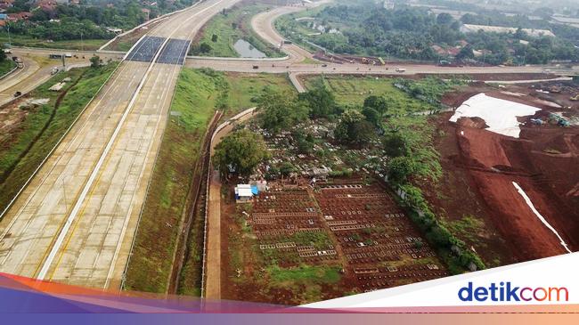 Potret Udara TPU di Pinggir Gerbang Tol Setu Utara 2
