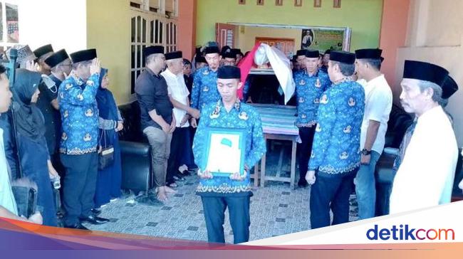 Sosok Dosen IAIN Bone Meninggal Saat Jadi Imam Salat Subuh di Masjid Takalar
