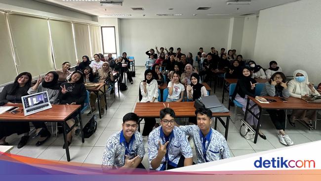 Siswa SMK IDN Solo Berbagi Ilmu Bersama Mahasiswa UI