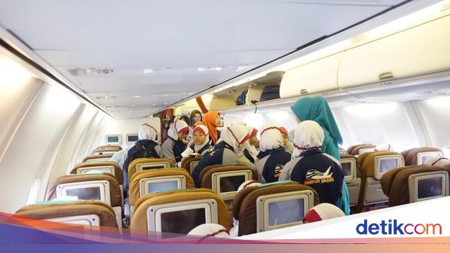 Viral Rombongan Siswa SD 'Carter' Garuda, Ternyata Tradisi Setiap Tahun!