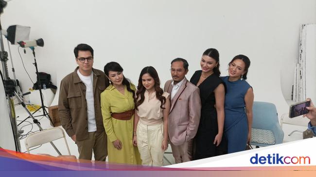 Alpha Girls: Kisah Drama Komedi Persaingan Dua Saudara