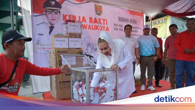 Walkot Semarang Imbau PPKL Stadion Diponegoro Jaga Kebersihan Lingkungan
