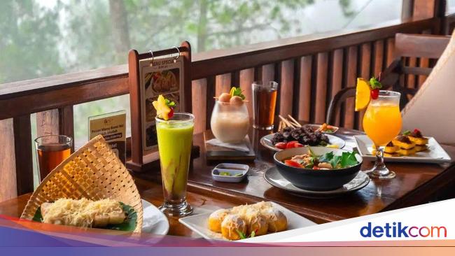 Long Weekend! 5 Restoran Legendaris di Cisarua Ini Cocok Buat Makan Bareng Keluarga