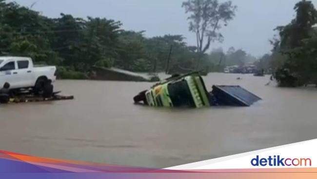 6 Kecamatan di Konawe Utara Terendam Banjir, 1.983 Warga Terdampak 6 Kecamatan di Konawe Utara Terendam Banjir, 1.983 Warga Terdampak