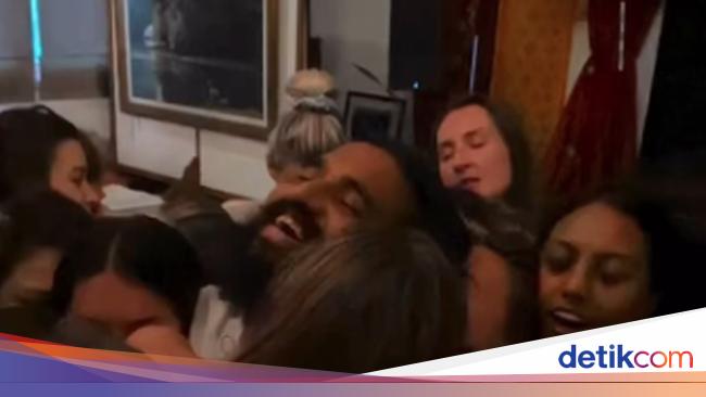 Viral Ritual Aneh WNA Cabul di Ubud, Polisi Selidiki