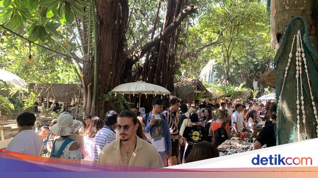 La Brisa, Pasar Minggu Para Bule di Canggu