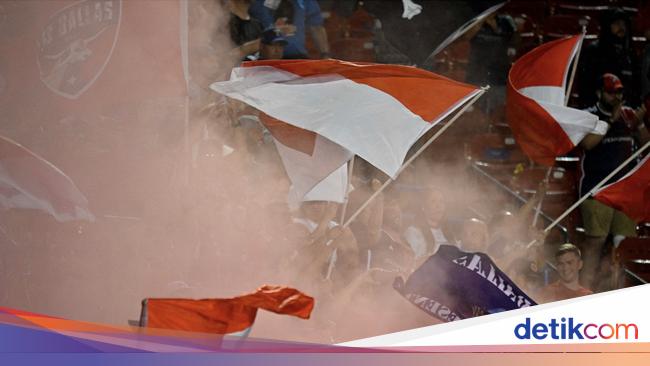 Kibaran Bendera Merah Putih di Tribun FC Dallas, gegara Maarten Paes?