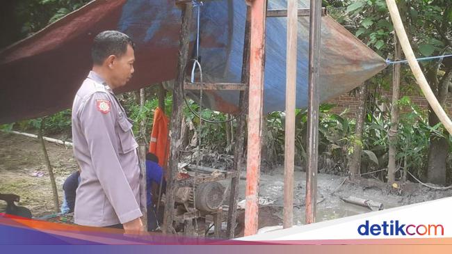 Polisi Bangun Sumur Dalam Atasi Kekeringan Tahunan Warga Ponorogo