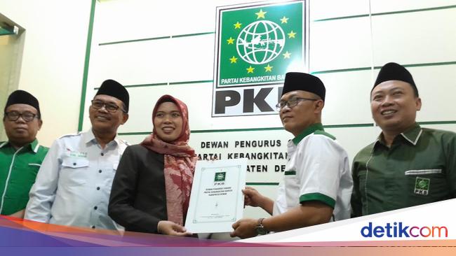 Eisti'anah Ikuti Penjaringan Bakal Calon Bupati di PKB Eisti'anah Ikuti Penjaringan Bakal Calon Bupati di PKB
