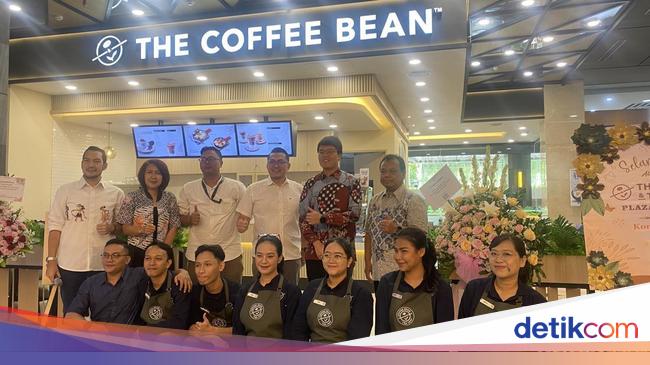 The Coffee Bean & Tea Leaf Resmikan Gerai Kedua Jogja di Amplaz