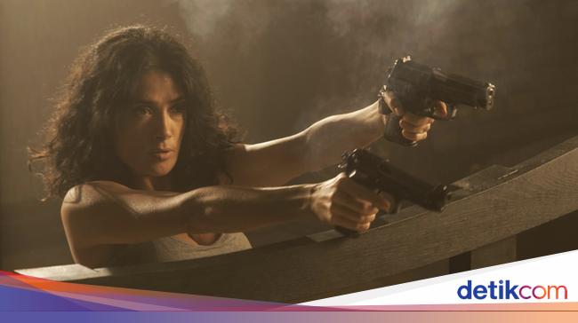 Sinopsis Everly, Film Salma Hayek di Bioskop Trans TV Hari Ini