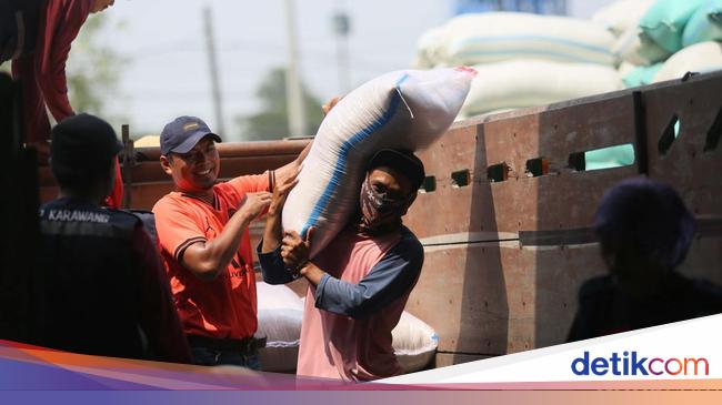 Bulog Targetkan Bisa Serap 600.000 Ton Beras Petani