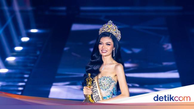 8 Potret Nova Liana, Gadis Dusun yang Menang Miss Mega Bintang Indonesia 2024