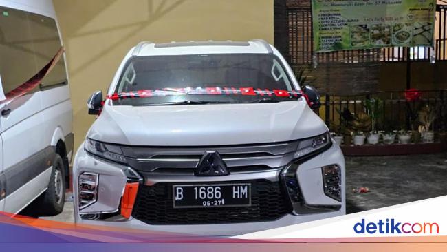 Identitas Mitsubishi Pajero Sport SYL yang Disembunyikan di Tanah Kosong Identitas Mitsubishi Pajero Sport SYL yang Disembunyikan di Tanah Kosong