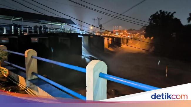 Bogor Diguyur Hujan, Bendung Katulampa Siaga 3