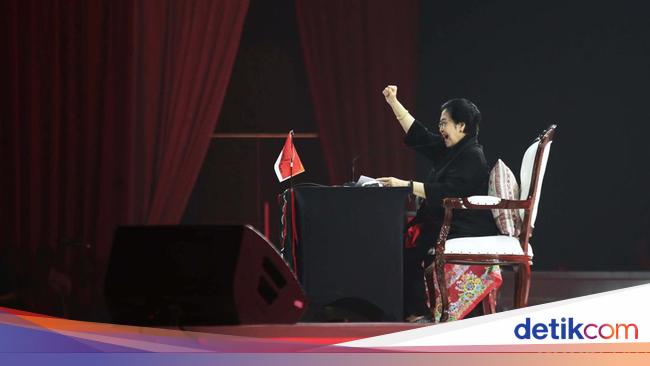 Megawati Minta Kader Turun ke Akar Rumput Ajarkan Hak Kedaulatan Rakyat Megawati Minta Kader Turun ke Akar Rumput Ajarkan Hak Kedaulatan Rakyat
