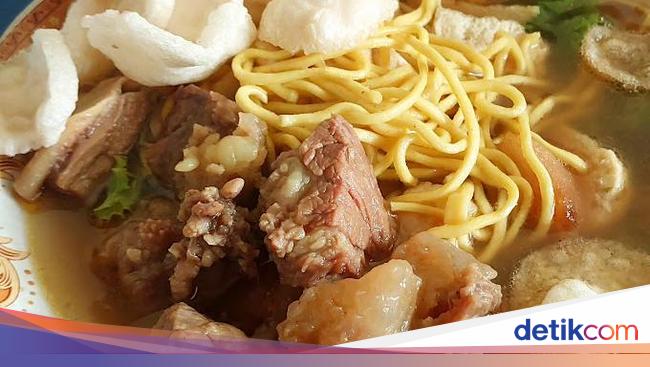 Uenak Poll! 5 Tahu Campur di Surabaya yang Wajib Dicoba