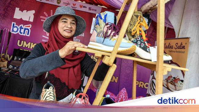 OJK Gelar Gernas BBI-BBWI untuk Dukung UMKM dan Pariwisata OJK Gelar Gernas BBI-BBWI untuk Dukung UMKM dan Pariwisata