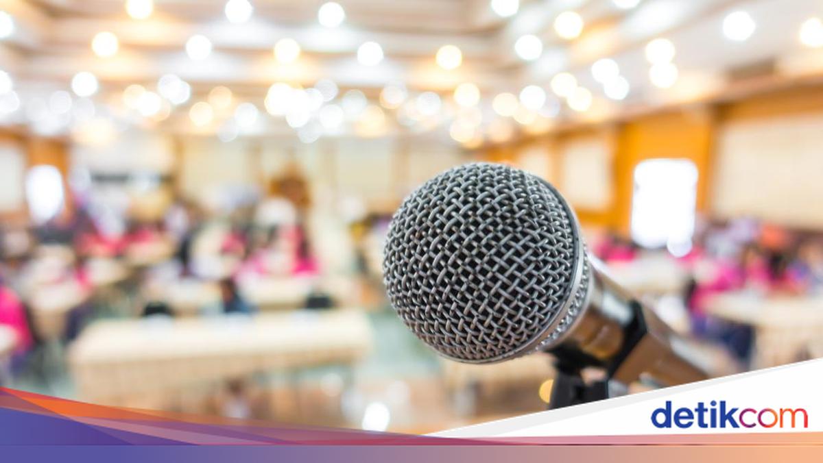 15 Contoh Pembukaan Pidato yang Menarik, Lengkap dengan Tipsnya
