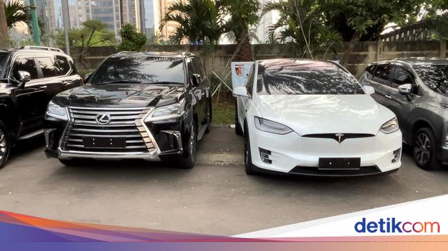Deretan Mobil Disita di Kasus Pelat DPR Palsu: Tesla hingga Mercy G-Class