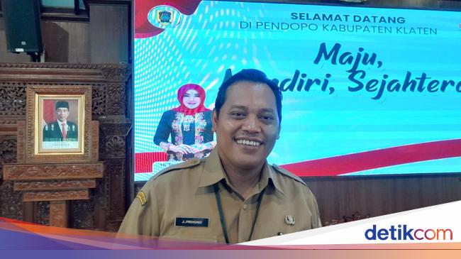 Sekda Klaten Ambil Formulir Cabup-Cawabup Pilkada 2024 di DPC PDIP