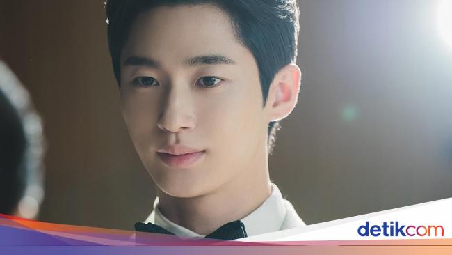 Byeon Woo Seok Digosipkan Pacari Influencer Korea Stephanie, Ini Sosoknya