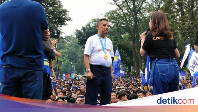 Persib Juara, Umuh Muchtar: Tanpa Rekayasa Persib Juara, Umuh Muchtar: Tanpa Rekayasa