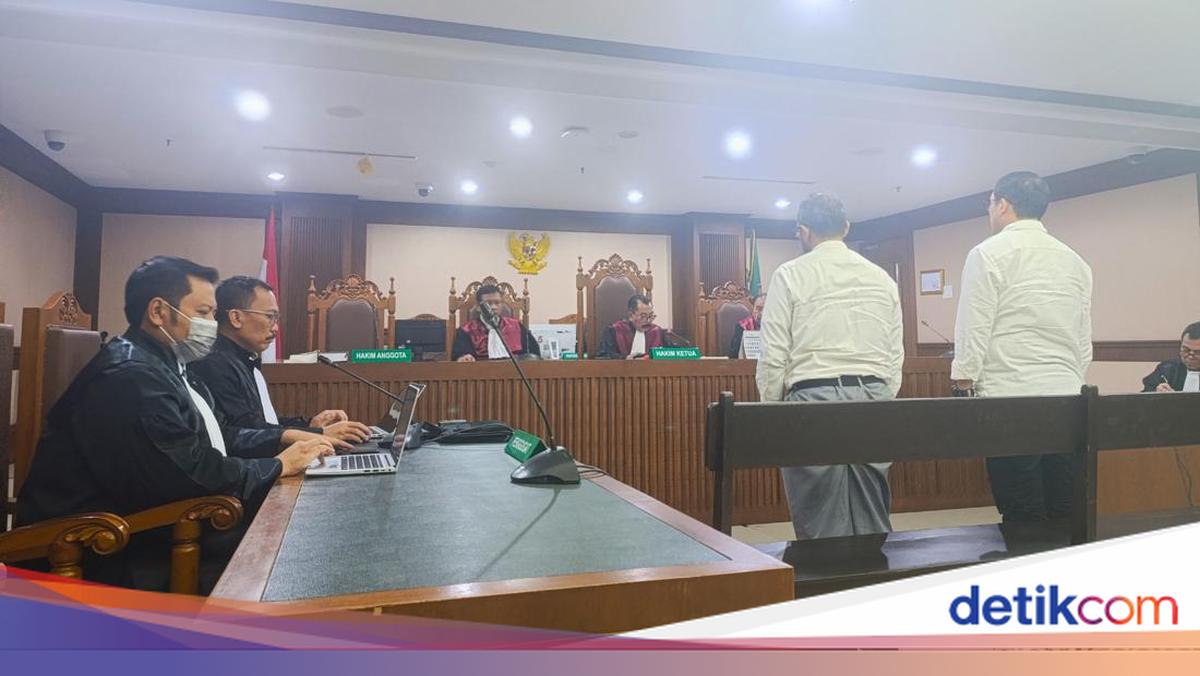Pegawai Pajak Yulmanizar dan Febrian Divonis 4 Tahun Penjara