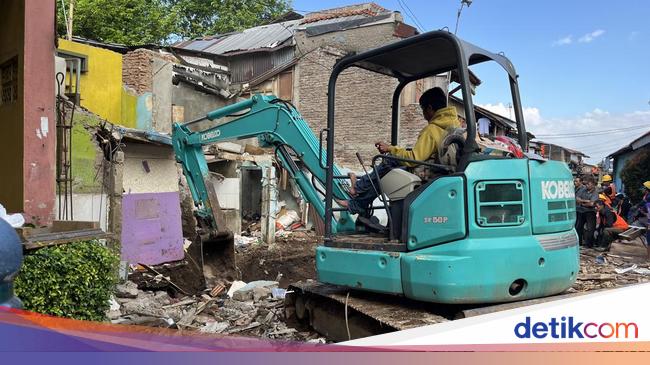 Batu Sandungan PDAM Tirtawening Perbaiki dan Antisipasi Kebocoran Pipa