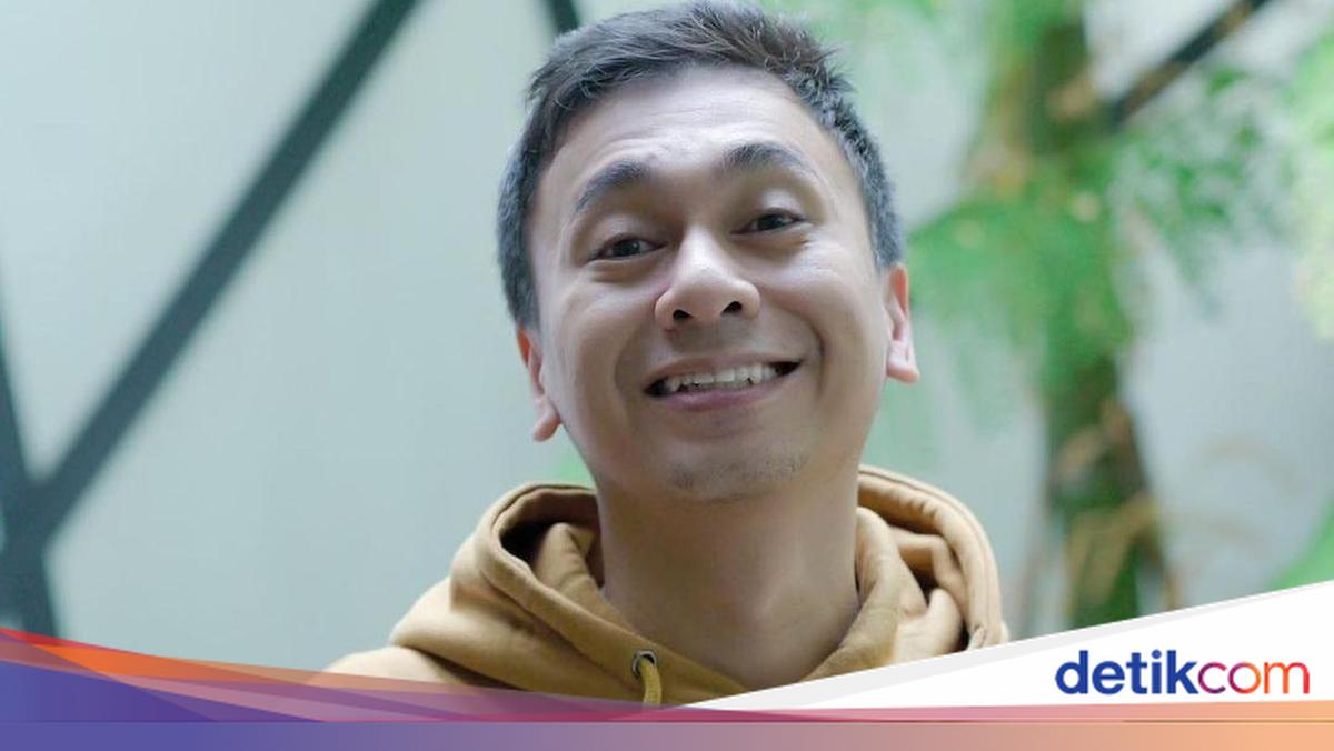 Cara dan Modal Raditya Dika Temukan Passion