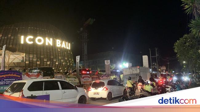 Munculnya Kemacetan Seiring Berdirinya Icon Bali Mall di Sanur