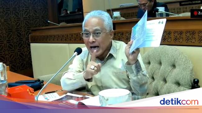 Anggota DPR Sebut Iffa Rosita Calon Komisioner KPU Pengganti Hasyim Anggota DPR Sebut Iffa Rosita Calon Komisioner KPU Pengganti Hasyim