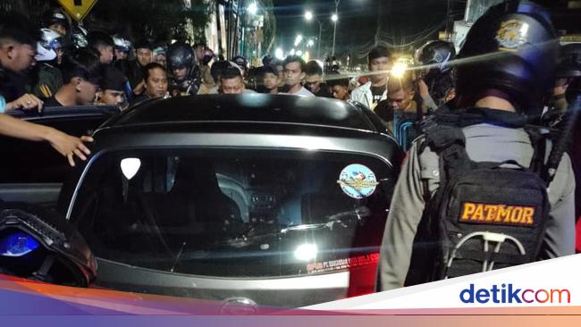 Kronologi Pemobil Bone Tabrak Lari 2 Kendaraan Usai Kepergok Bawa Istri ... Kronologi Pemobil Bone Tabrak Lari 2 Kendaraan Usai Kepergok Bawa Istri ...