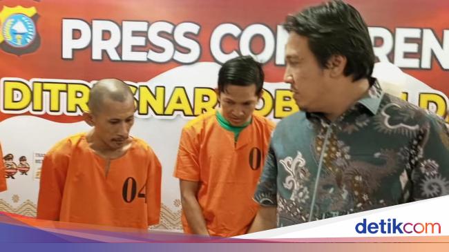 Polda Riau Tangkap 6 Pengedar 2 Kg Sabu, 1 Pecatan Polisi