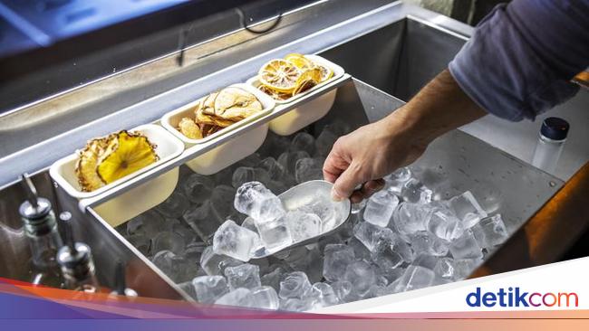 5 Manfaat Es Batu Selain untuk Tambahan Minuman