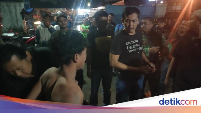 Pria Mabuk di Bogor Curi Mobil Boks dari Parkiran Gudang di Kemang, Bogor Pria Mabuk di Bogor Curi Mobil Boks dari Parkiran Gudang di Kemang, Bogor