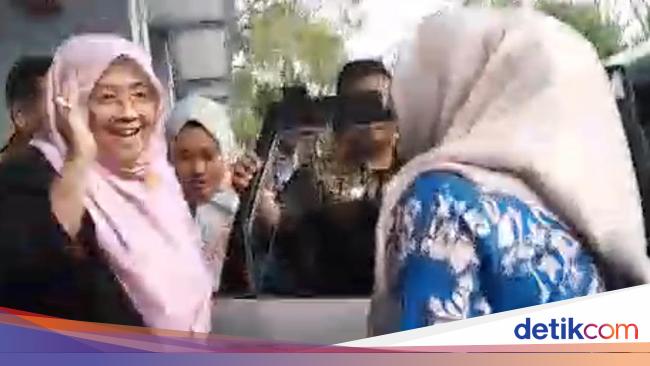 Viral Ketua DPRD Garut Dinarasikan Ejek Guru Menangis Saat Demo