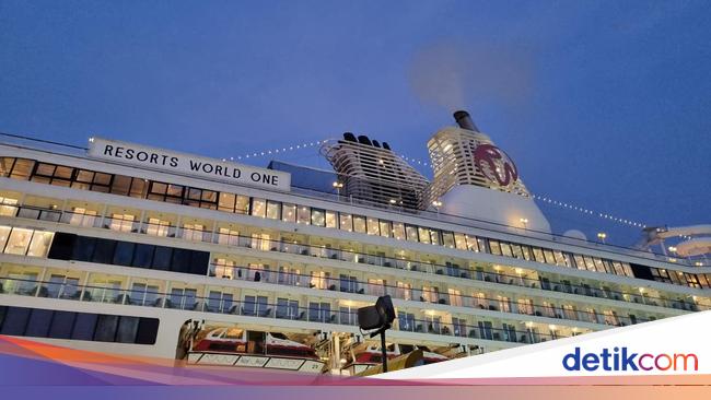 Untuk Pertama Kalinya, Kapal Pesiar Mewah Resorts World One Berlabuh di ...