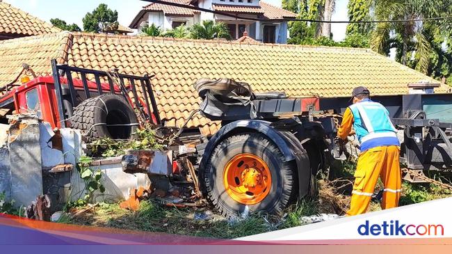 Sopir Truk Maut Tewaskan 4 Pemotor di Purwodadi Pasuruan Jadi Tersangka