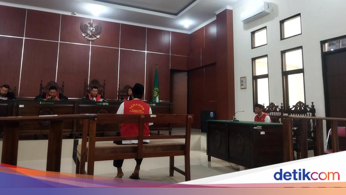 Terdakwa Yogi Kasih Duit Cash dari Hasil Jual Cula Badak ke Sunendi