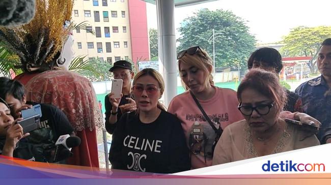 Keluarga Duga Penyebab Virgoun Pakai Sabu gegara Banyak Masalah