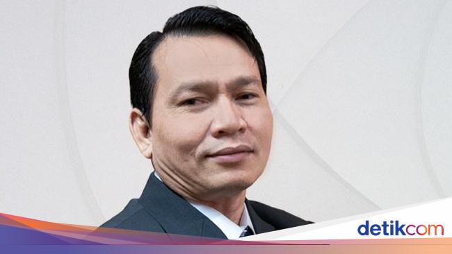 Profil Elen Setiadi, Putra Riau yang Akan Dilantik Jadi Pj Gubernur Sumsel Profil Elen Setiadi, Putra Riau yang Akan Dilantik Jadi Pj Gubernur Sumsel