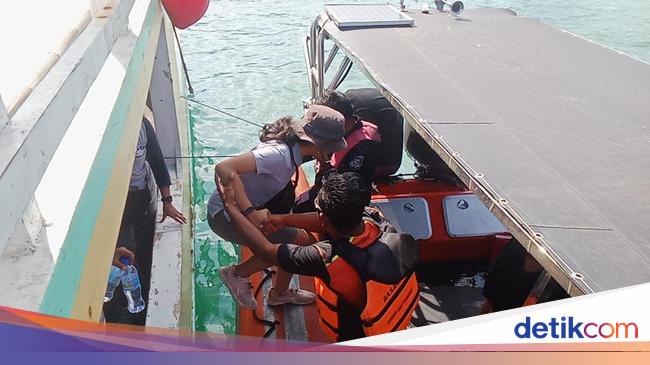 Dalam Sehari Ada Dua Kapal Wisata Tenggelam di Pulau Padar