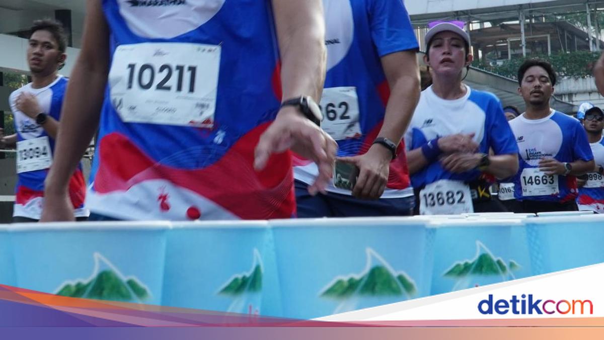 Le Minerale Penuhi Kebutuhan Hidrasi & Kecukupan Mineral Pelari JAKIM 2024