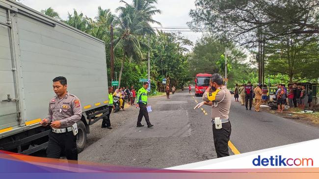 Laka Karambol Truk-Pikap di Jalan Daendels Kulon Progo, 1 Pemotor Tewas