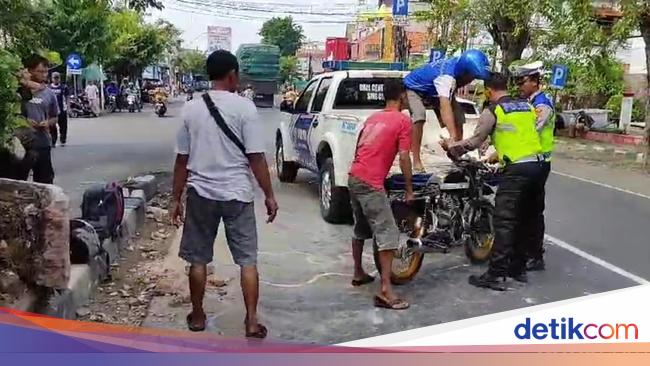Duh! Pemotor Tewas Nabrak Taman di Kendal Malah Ditinggal Rombongan Touring