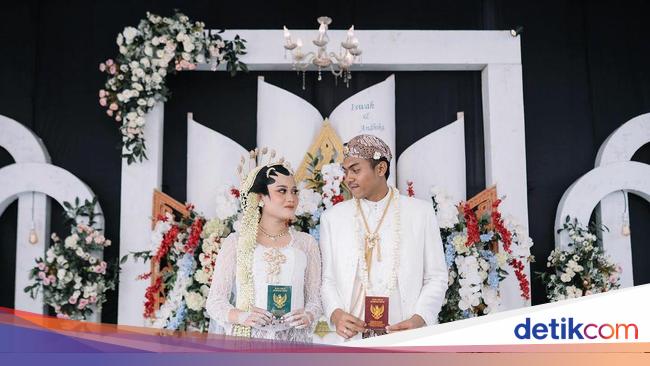 Kisah Cinta Andhika Ramadhani, Kenal Istri di IG Lalu Ketemu Saat TC Timnas