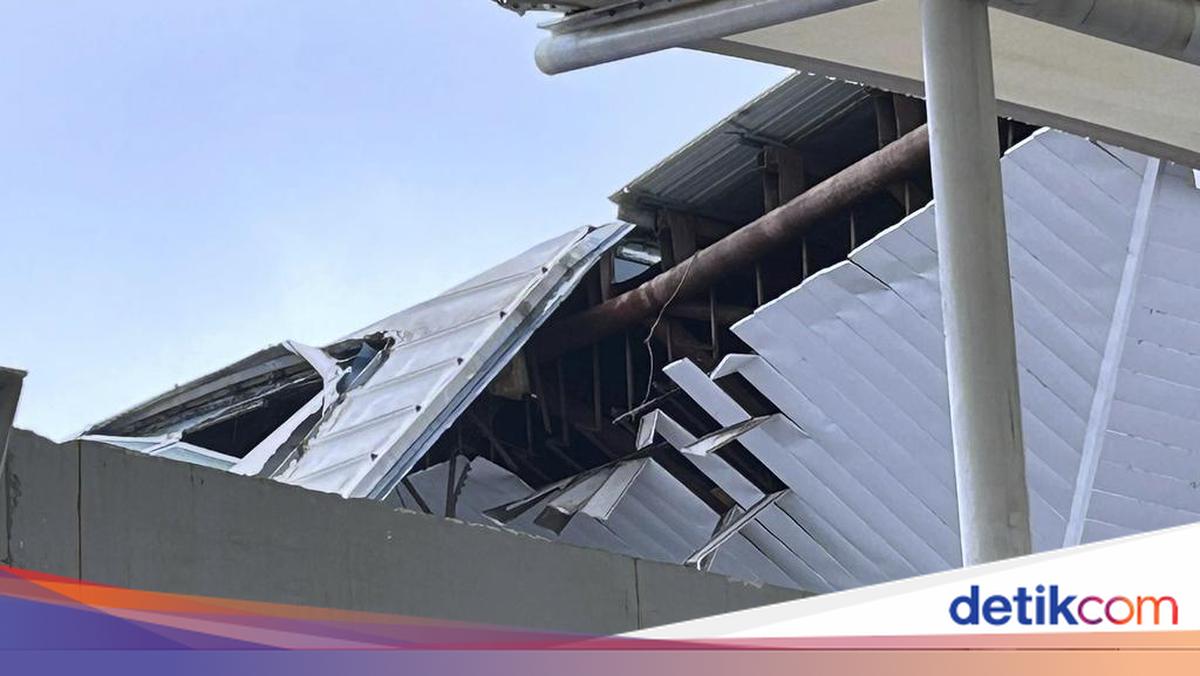 Atap Bandara New Delhi Runtuh! Diterjang Hujan Lebat